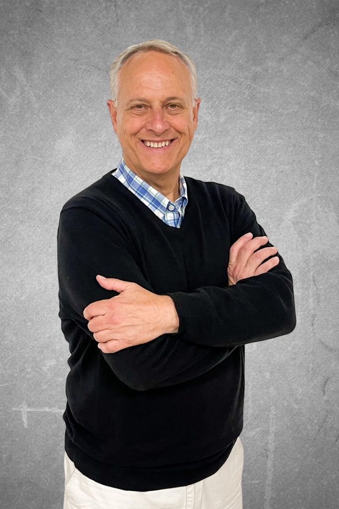 James Huel Carden | Tág Világ Iskola